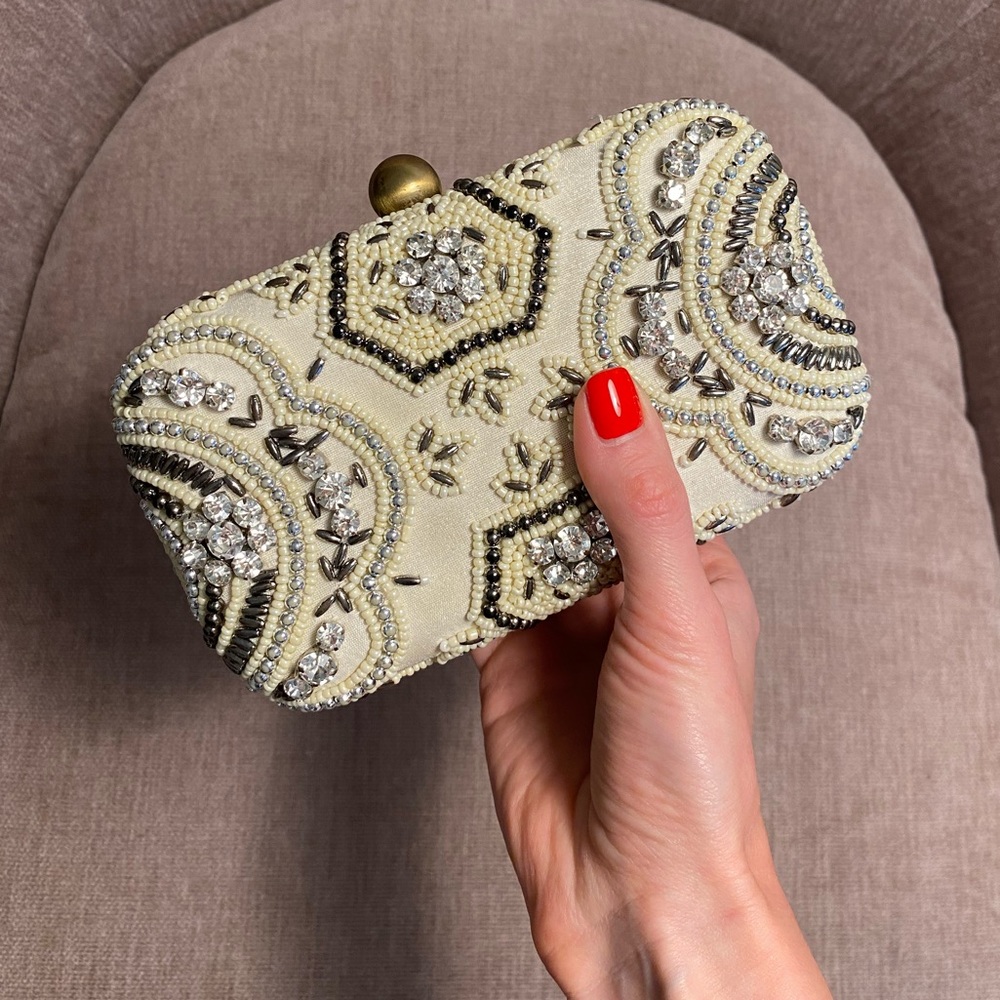 Beautiful Clutch With Beads Details - Gem